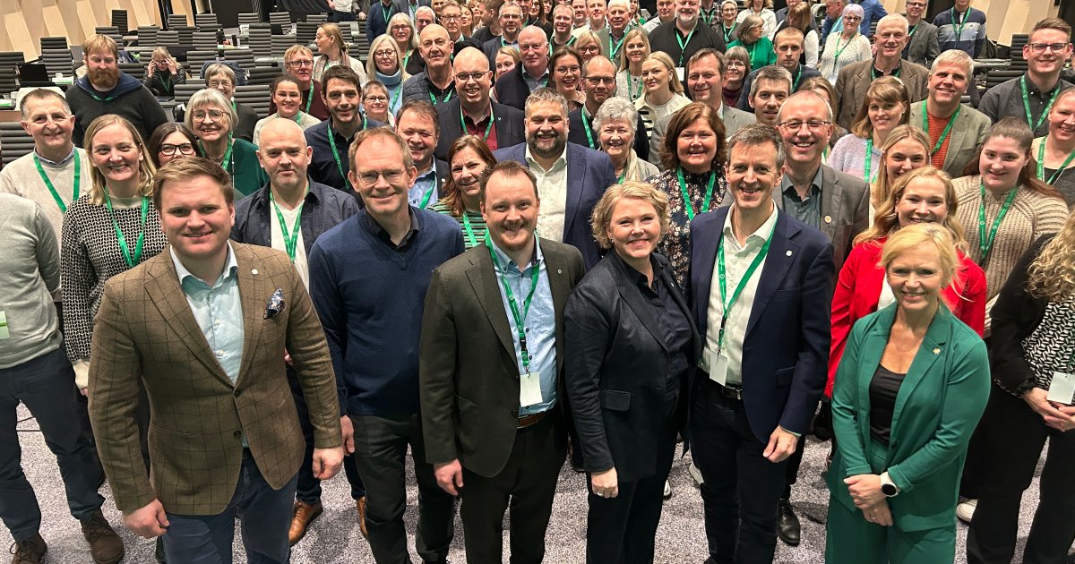 Vedteken politikk frå Sogn og Fjordane Senterparti sitt årsmøte - Senterpartiet